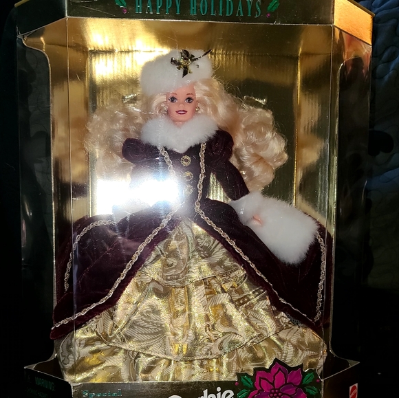 Barbie | Toys | Barbie Happy Holidays Barbie New In Box Beautiful ...
